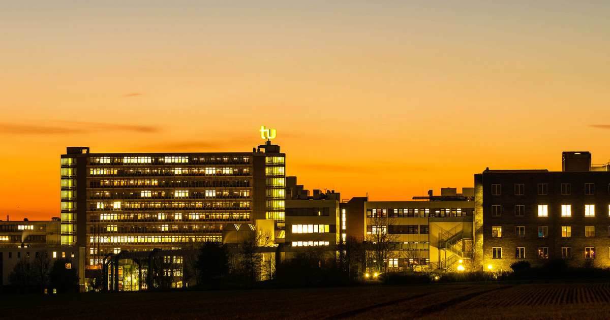 Philipp Doebler ist in 2022 einer der Consulting Editors des APA-Journals Psychological Methods ...